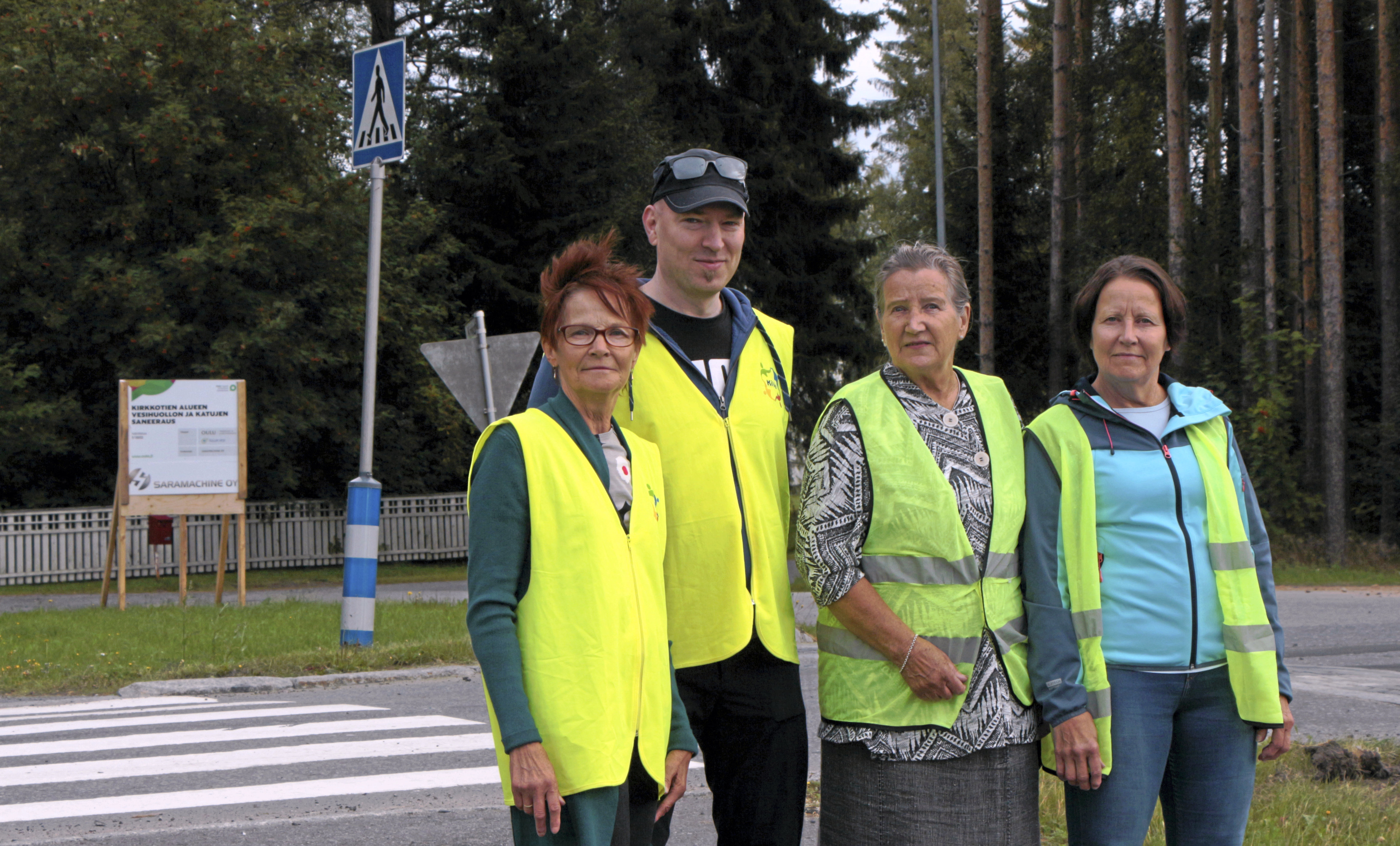 Suojatie-enkelit turvaamassa koulutietä - Rantapohja