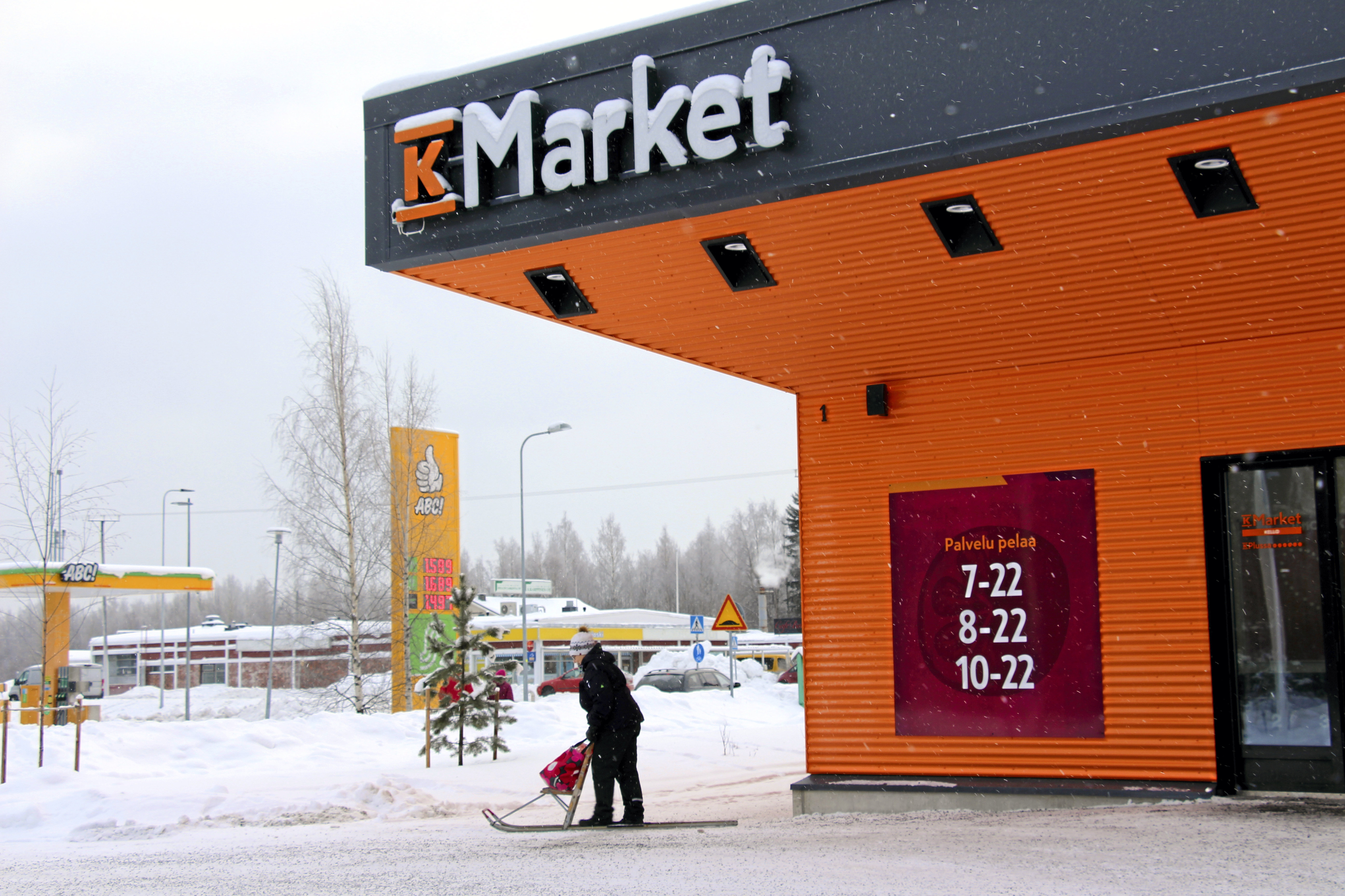 Oman kylän kauppa avattiin - Rantapohja