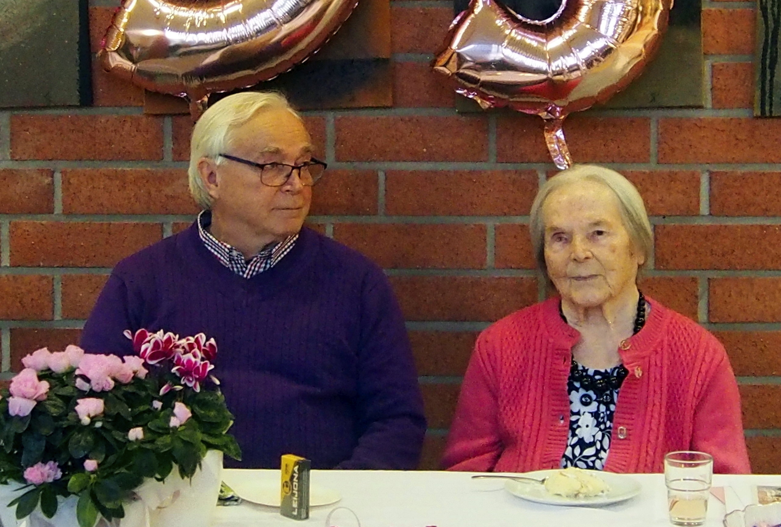 Alli Räihä 95 vuotta: Koti ja perhe ovat aina olleet kaikkein ...